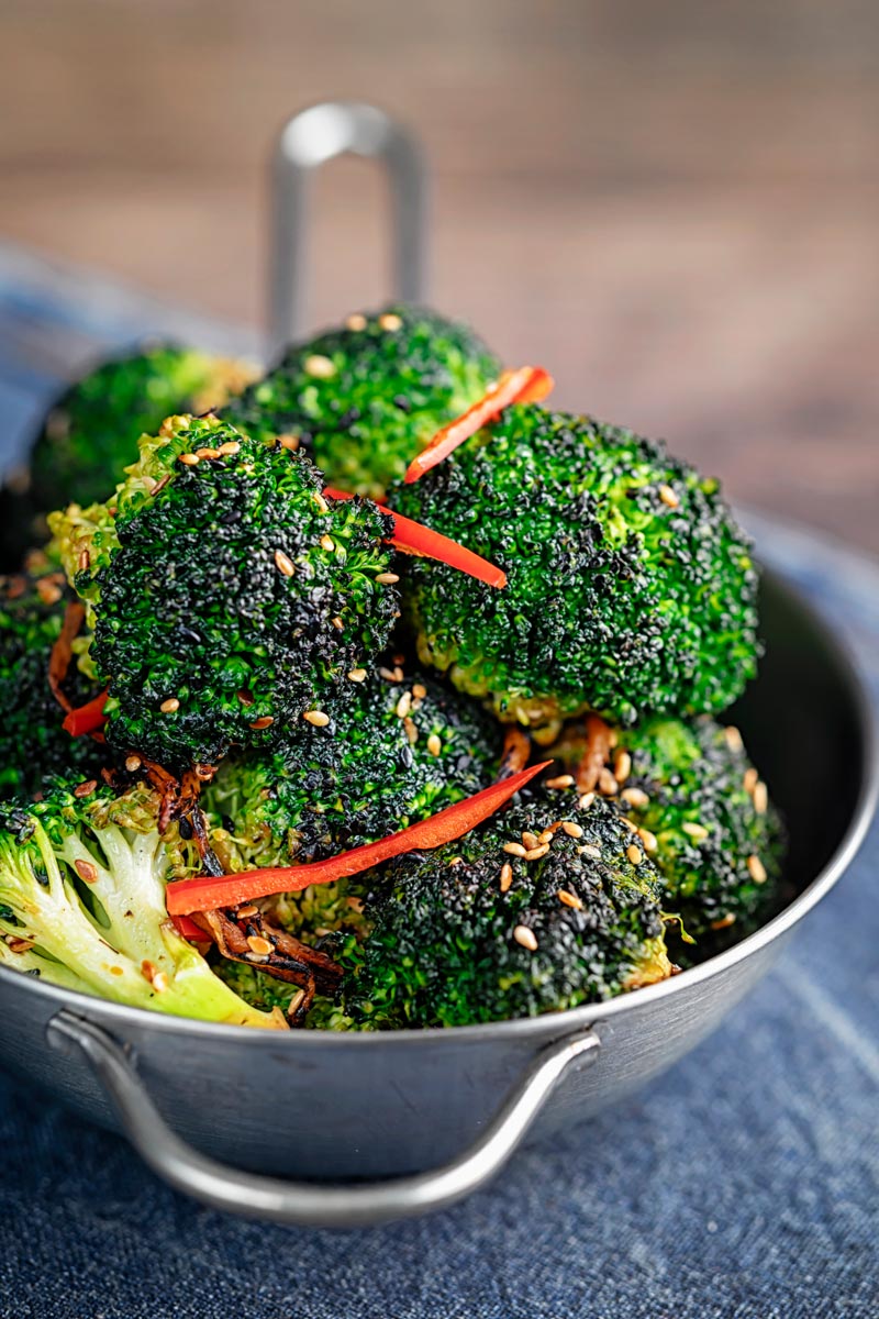 Broccoli Stir fry with Ginger and Chilli - Krumpli