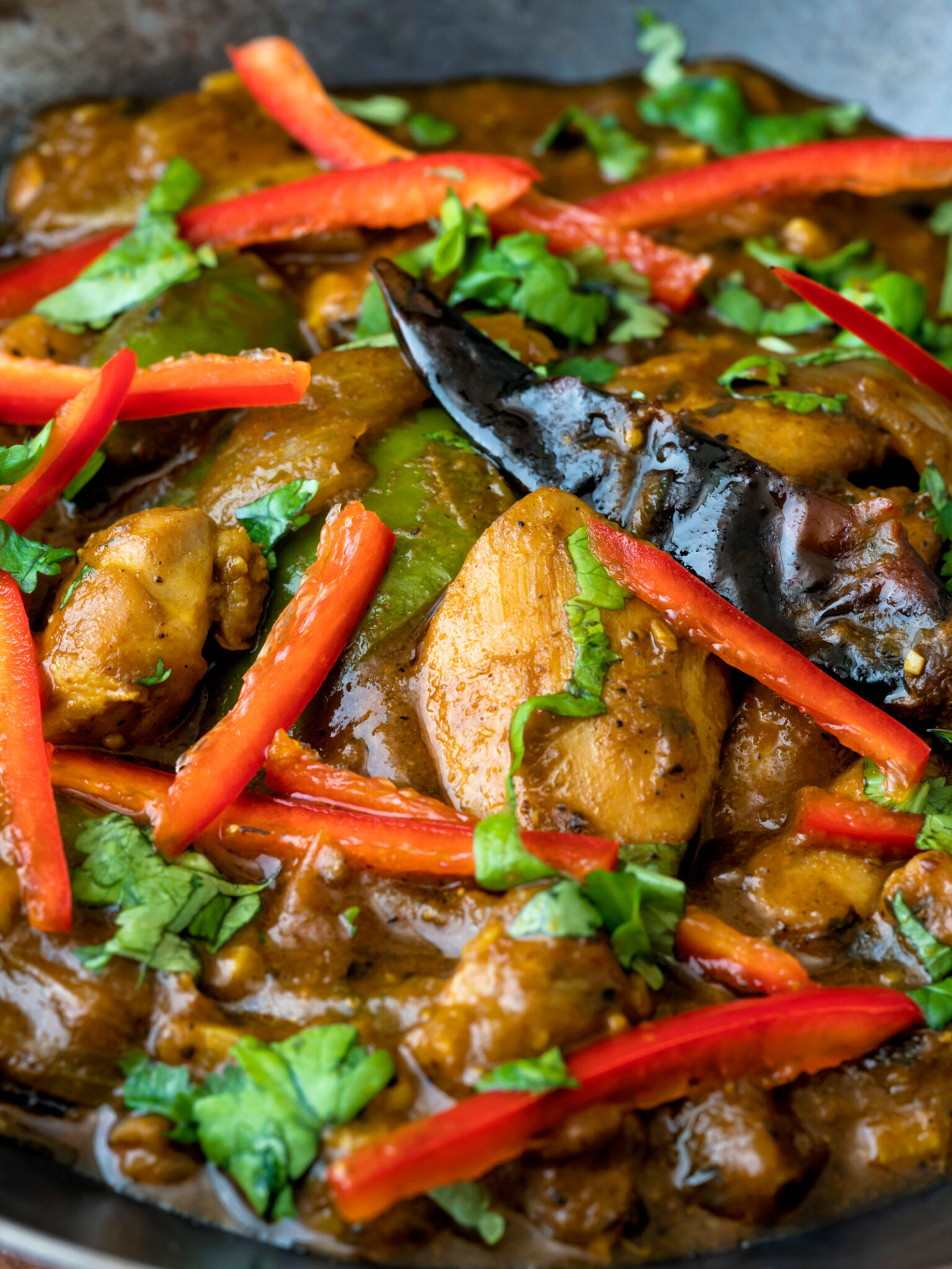 Garlic Chilli Chicken Indian Restaurant Style Curry - Krumpli