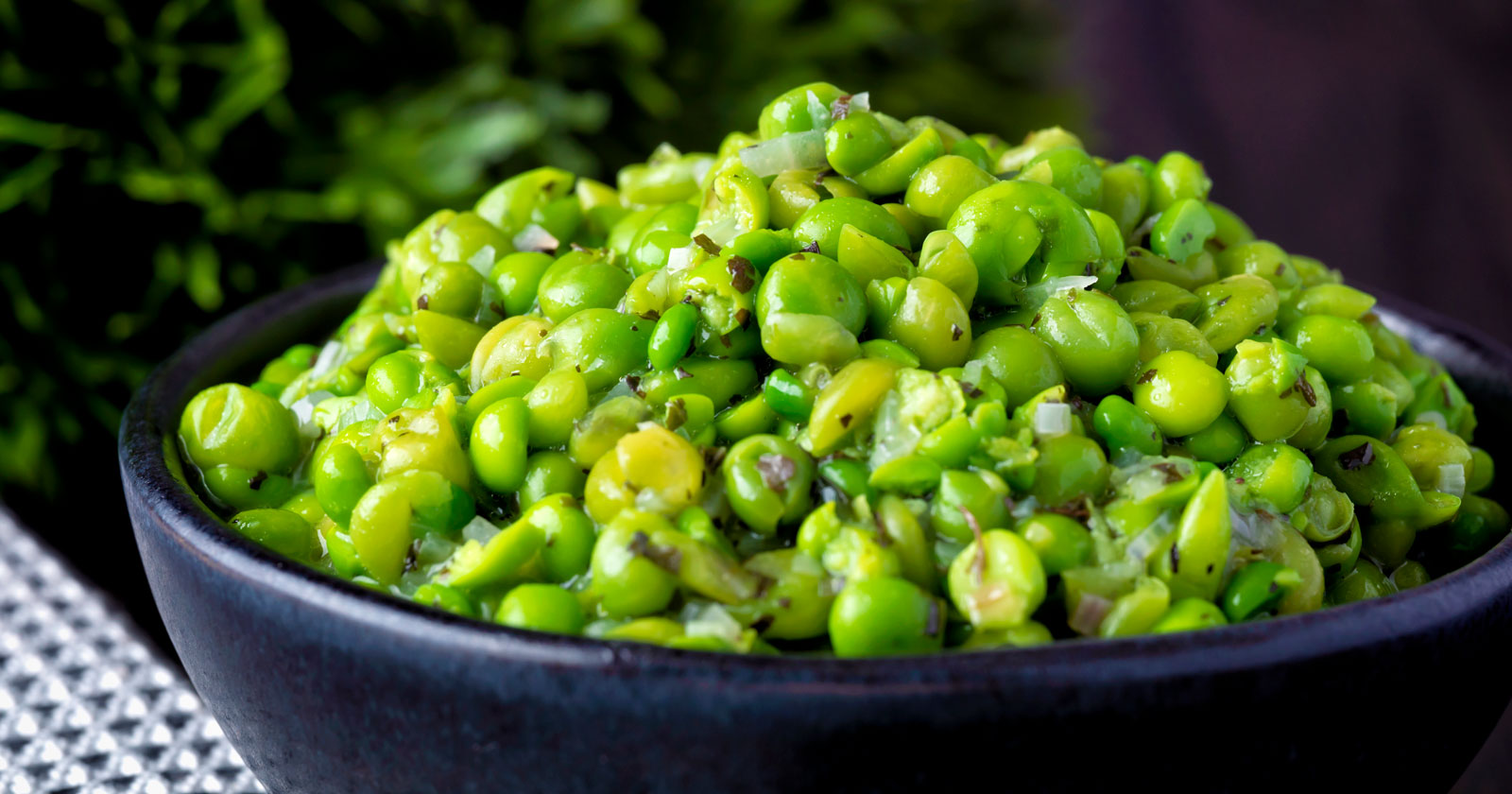 Easy Crushed Minted Peas with Shallots - Krumpli
