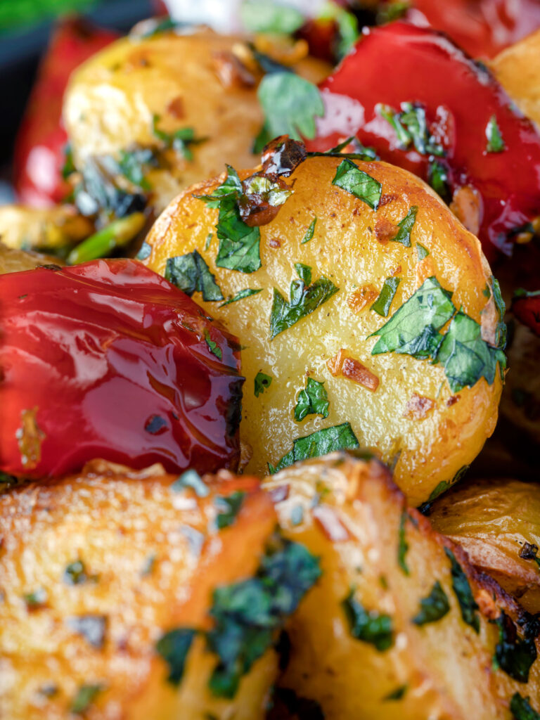 Batata Harra Lebanese Spicy Potatoes - Krumpli