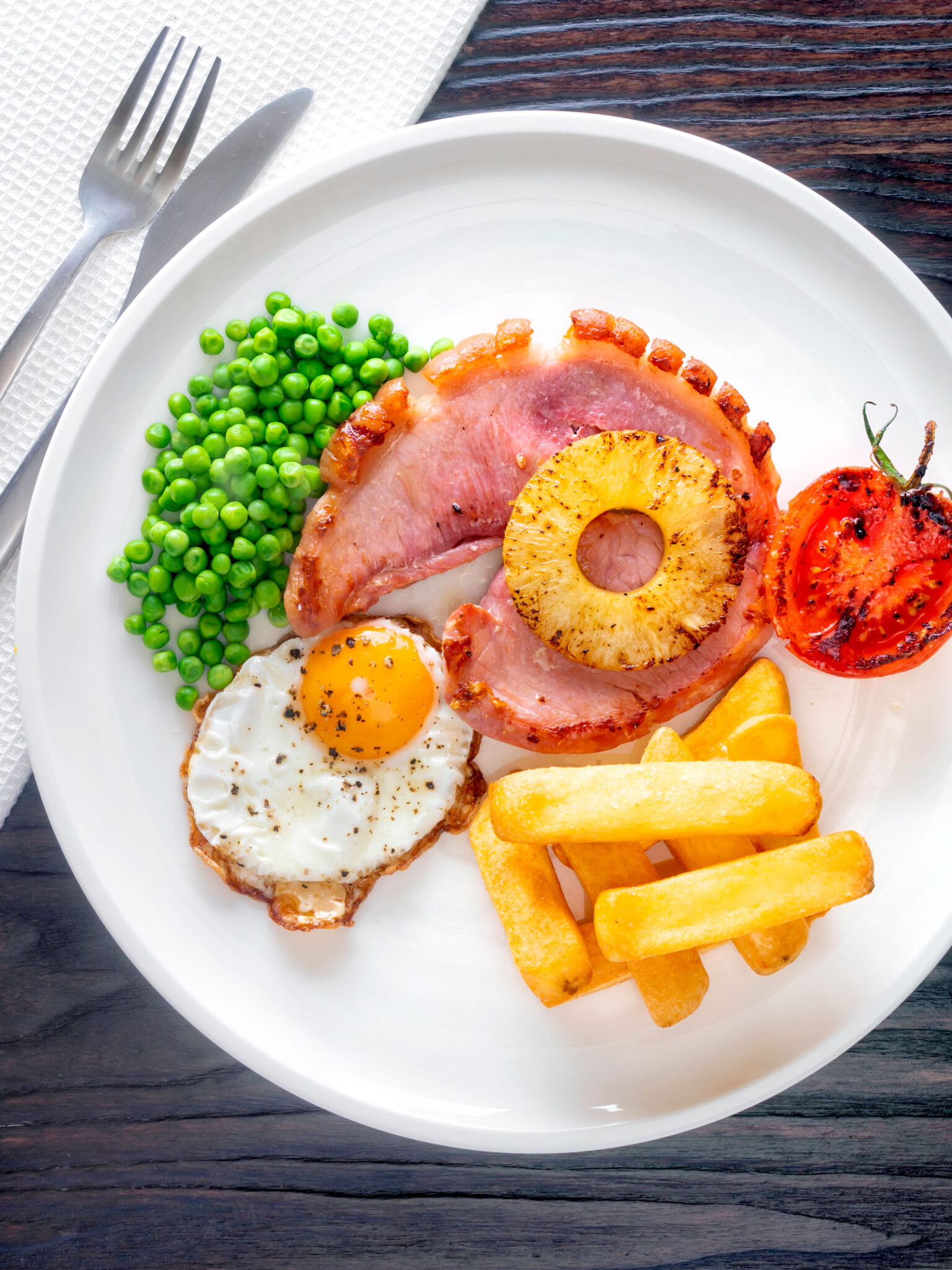Gammon Egg and Chips with Pineapple and Tomato - Krumpli
