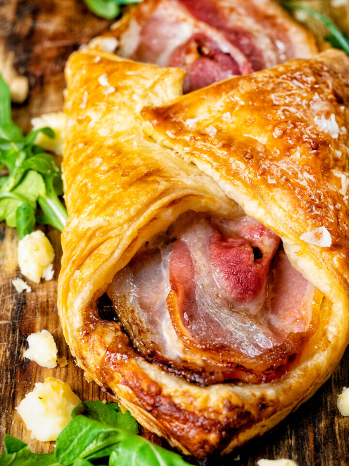 Cheese and Bacon Turnovers in Puff Pastry - Krumpli