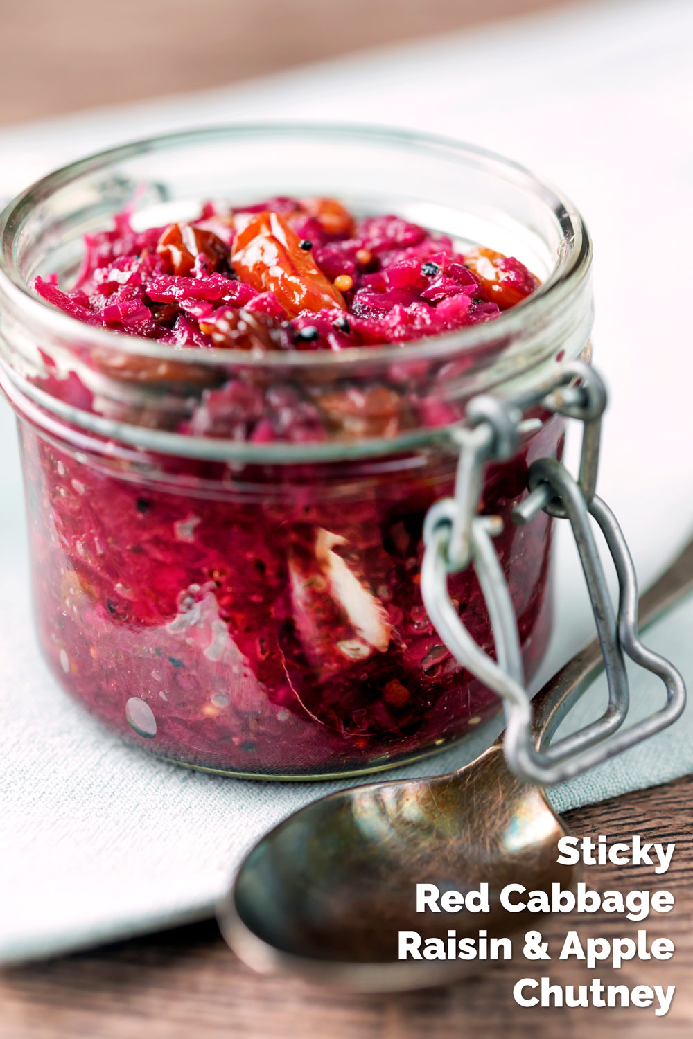 Sticky Red Cabbage Chutney with Apples and Raisins - Krumpli