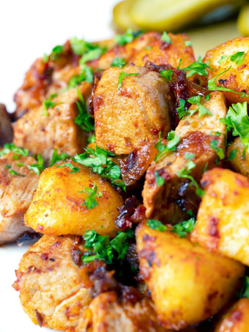 Brassói Aprópecsenye Hungarian Pork Tenderloin with Potatoes - Krumpli