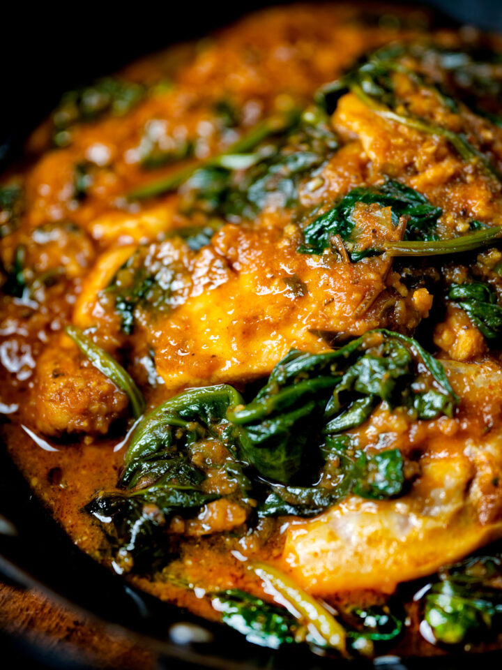 Chicken Saag or Saagwala Curry - Krumpli