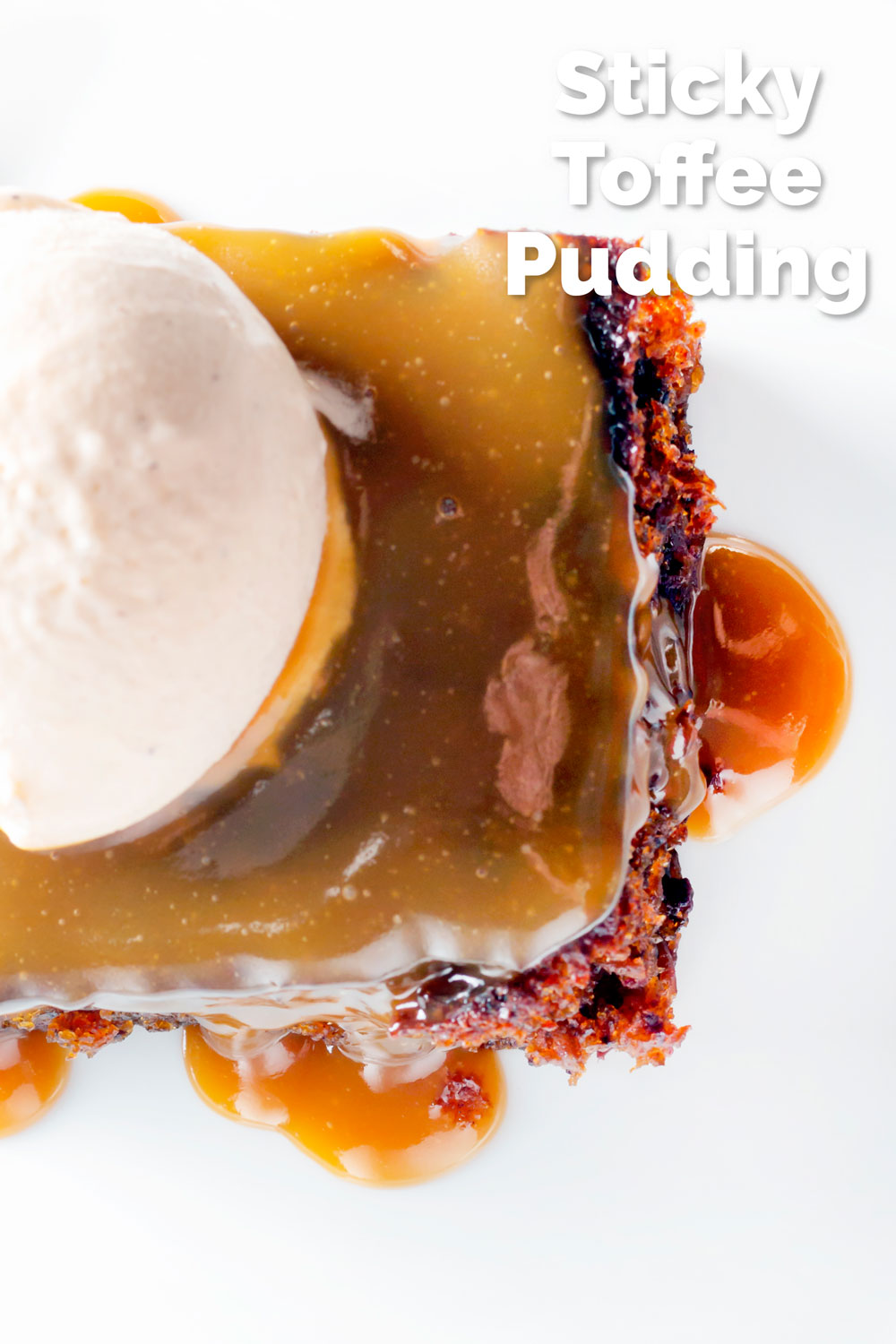 Sticky Toffee Pudding with Caramel Sauce - Krumpli