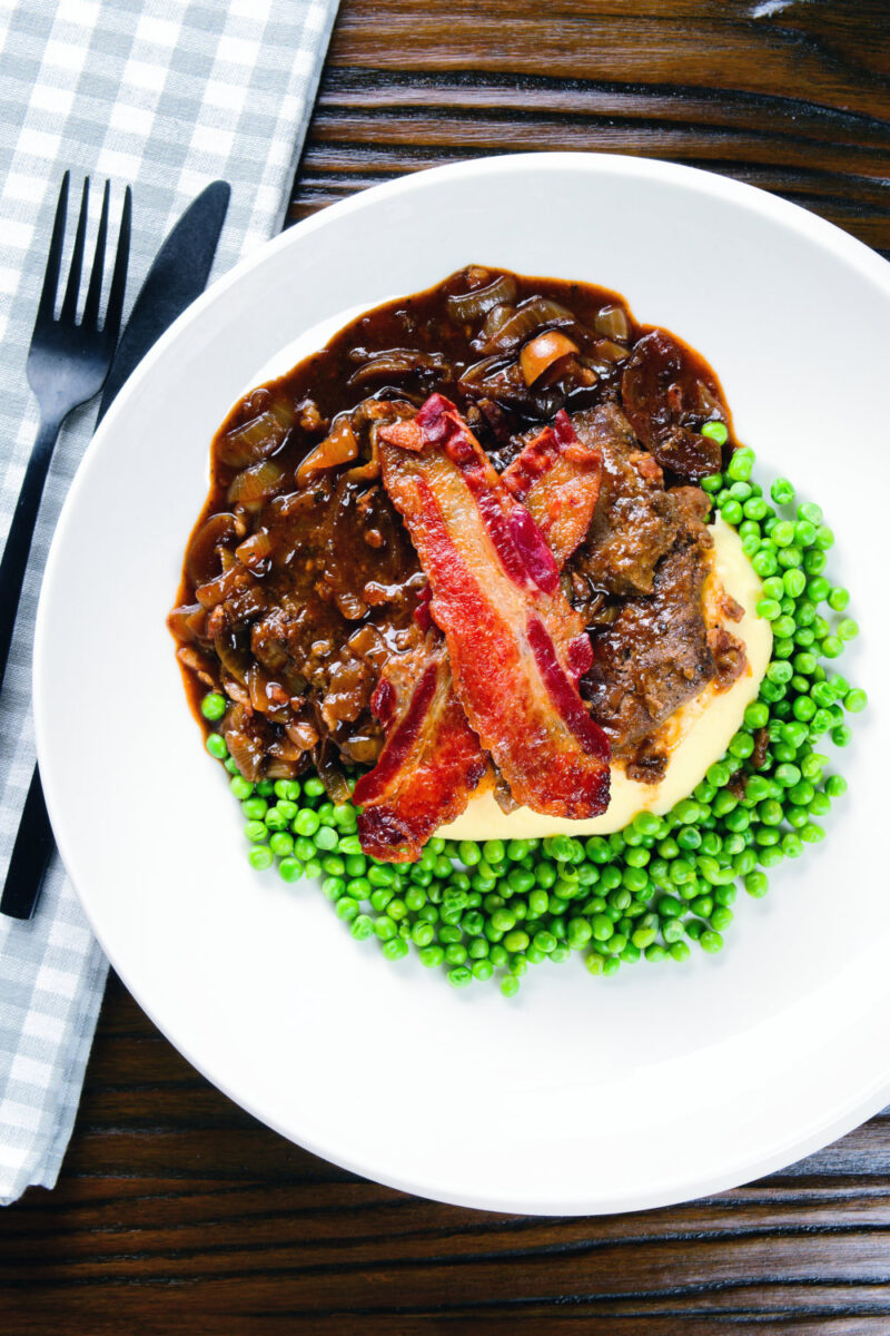 Braised Liver and Onions in Gravy - Krumpli