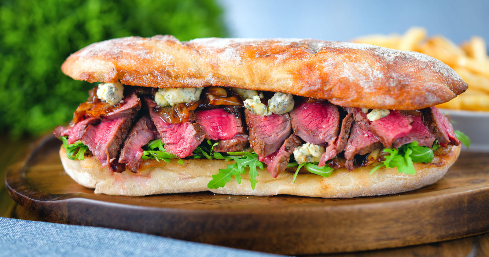 Steak Sandwich with Stilton Cheese - Krumpli