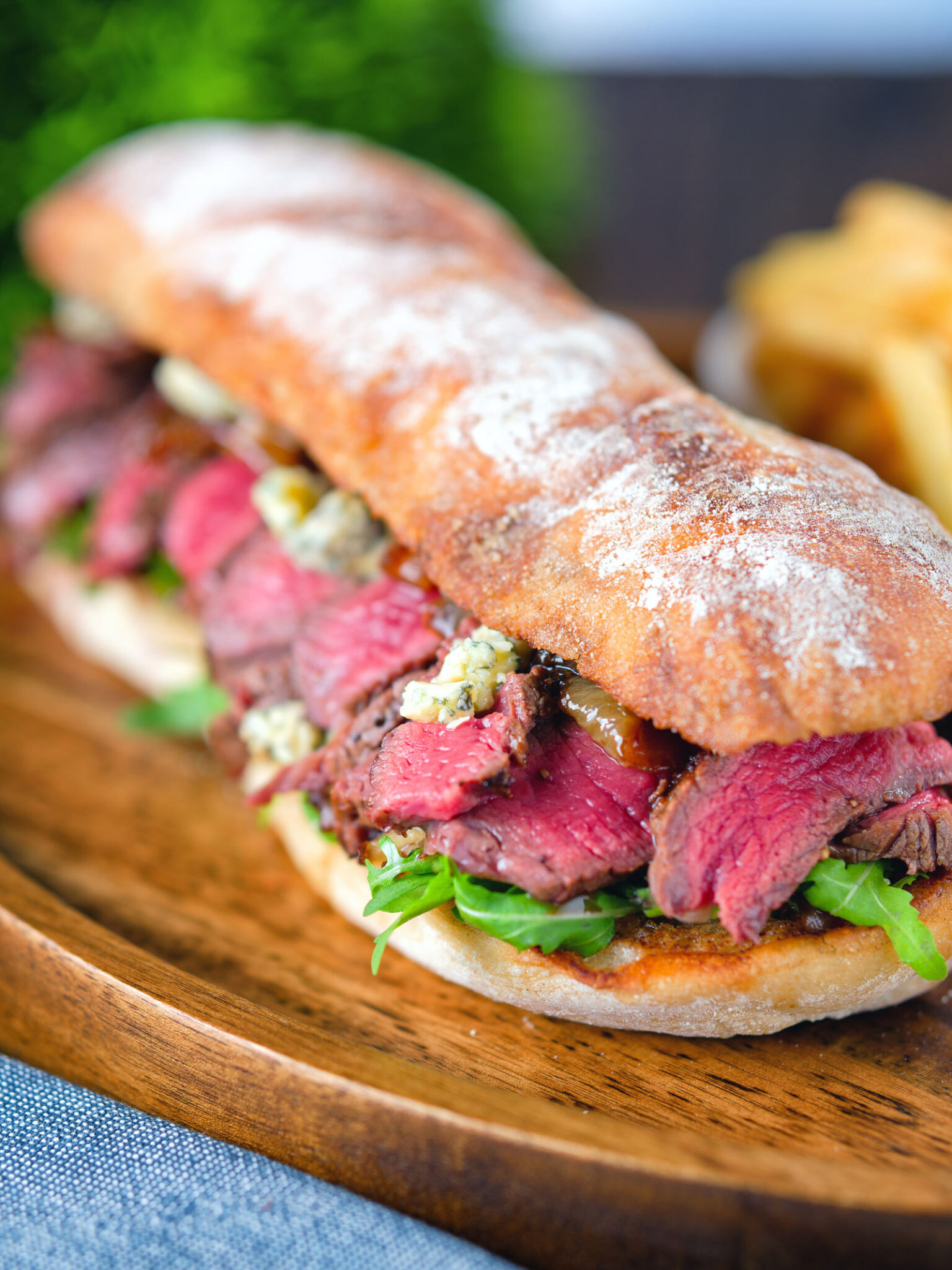 Steak Sandwich with Stilton Cheese - Krumpli