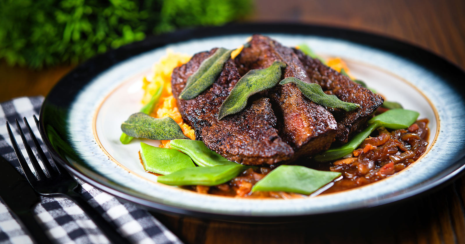 Pan-Fried Calves Liver with Onions and Bacon - Krumpli