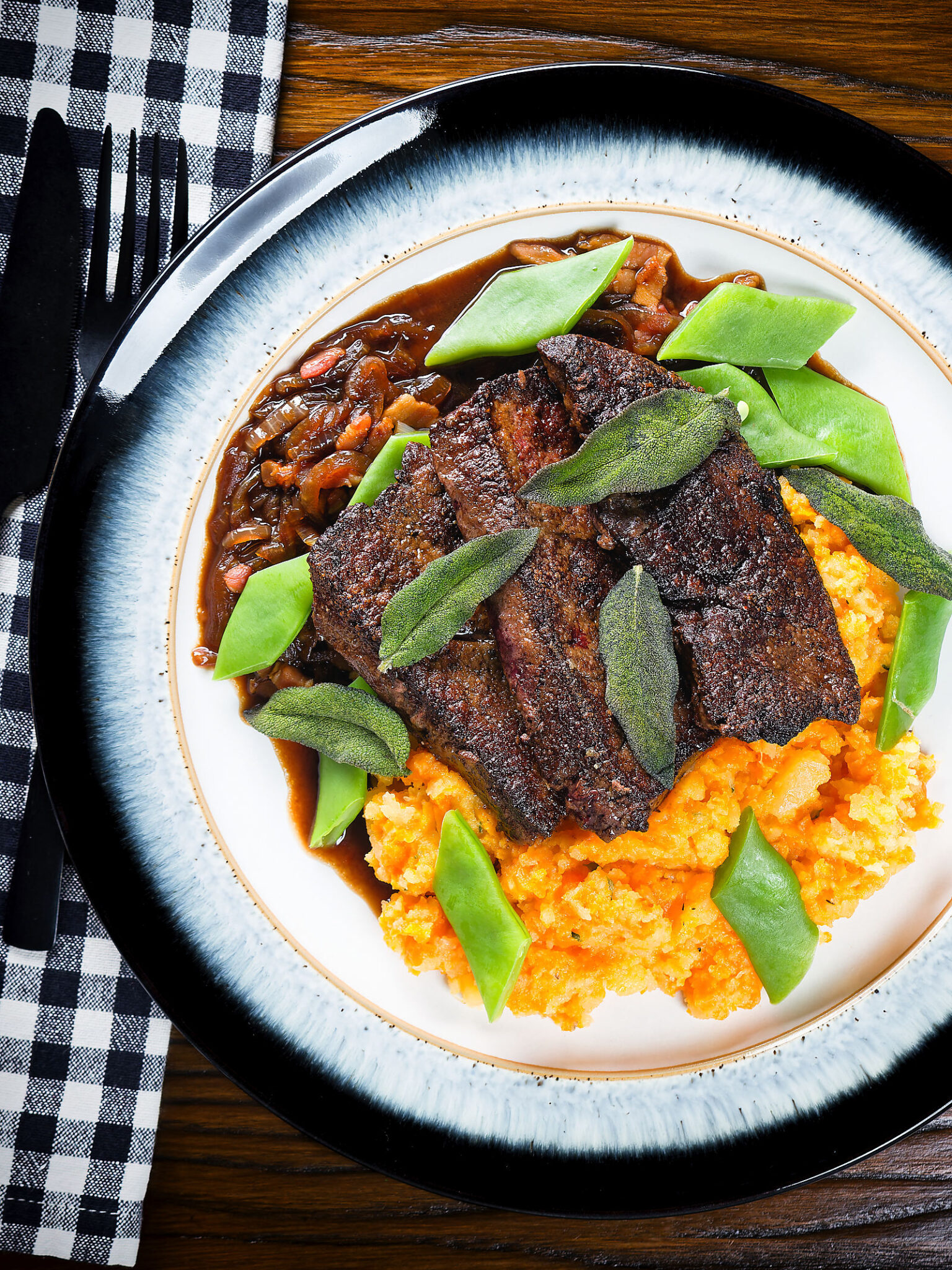 Pan-Fried Calves Liver with Onions and Bacon - Krumpli