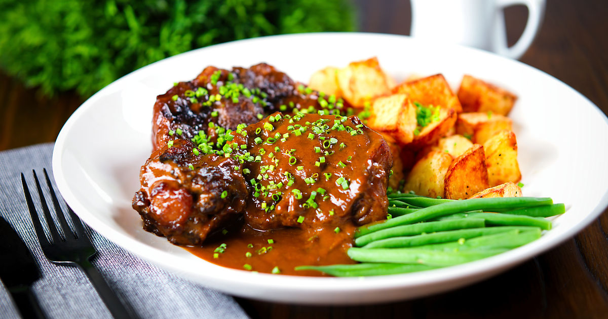 Rabo De Toro Spanish Braised Oxtail - Krumpli