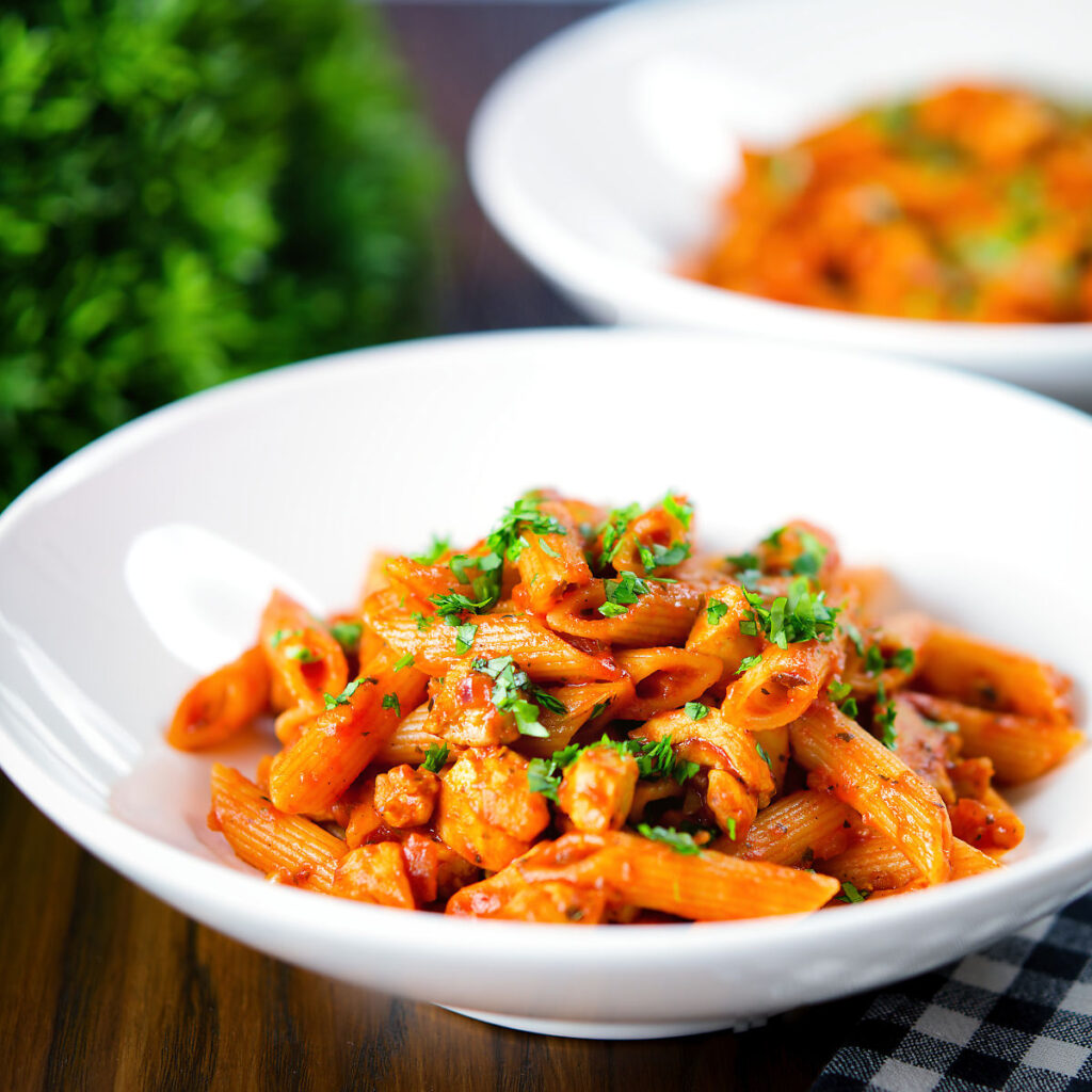 Indian(ish) Curry Chicken Penne Pasta - Krumpli