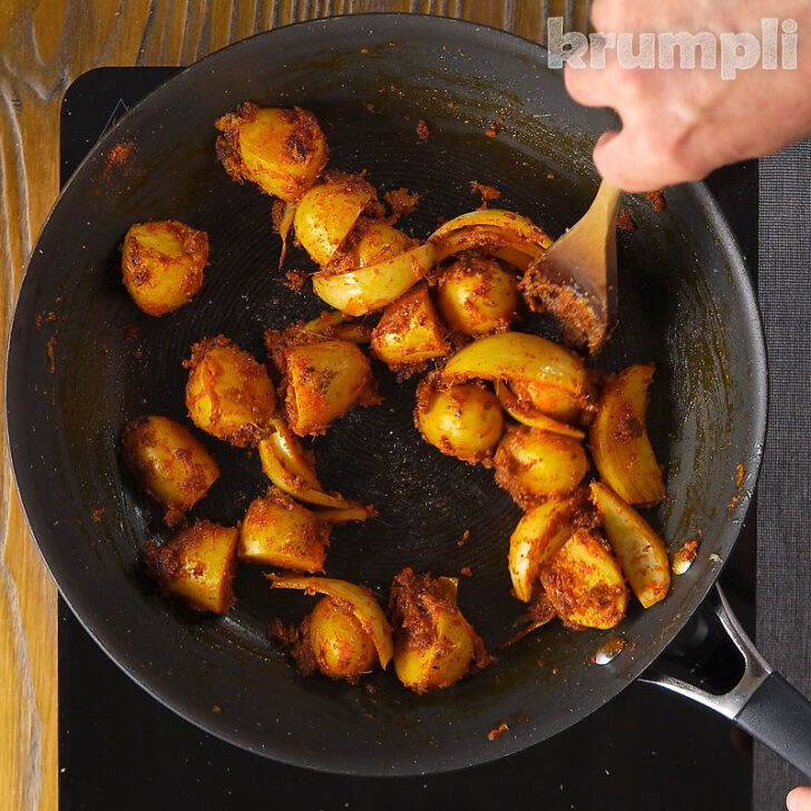 Vegetable Rogan Josh (Vegetarian/Vegan) - Krumpli