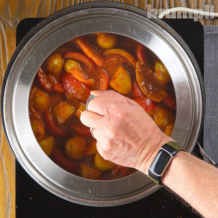 Vegetable Rogan Josh (Vegetarian/Vegan) - Krumpli