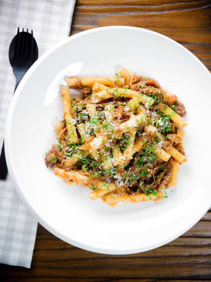 Pasta alla Genovese (Beef and Onion Ragu) - Krumpli